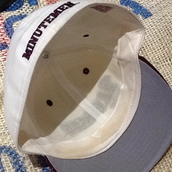 New Era | Accessories | U Of Mass Minutemen Unisex Cap | Poshmark